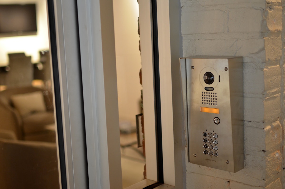 Warehouse Row Office | Smart Systems